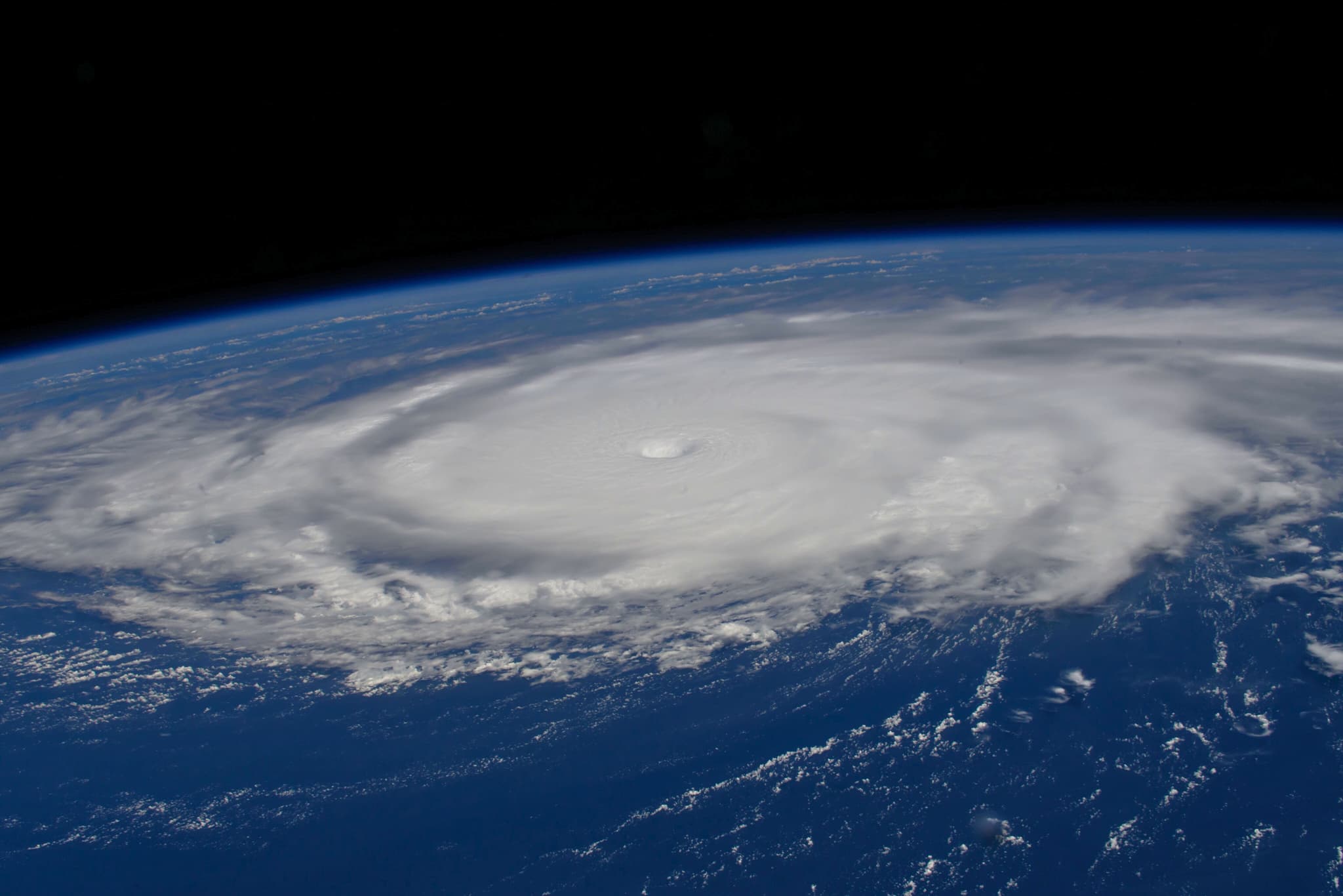 Suivi des cyclones