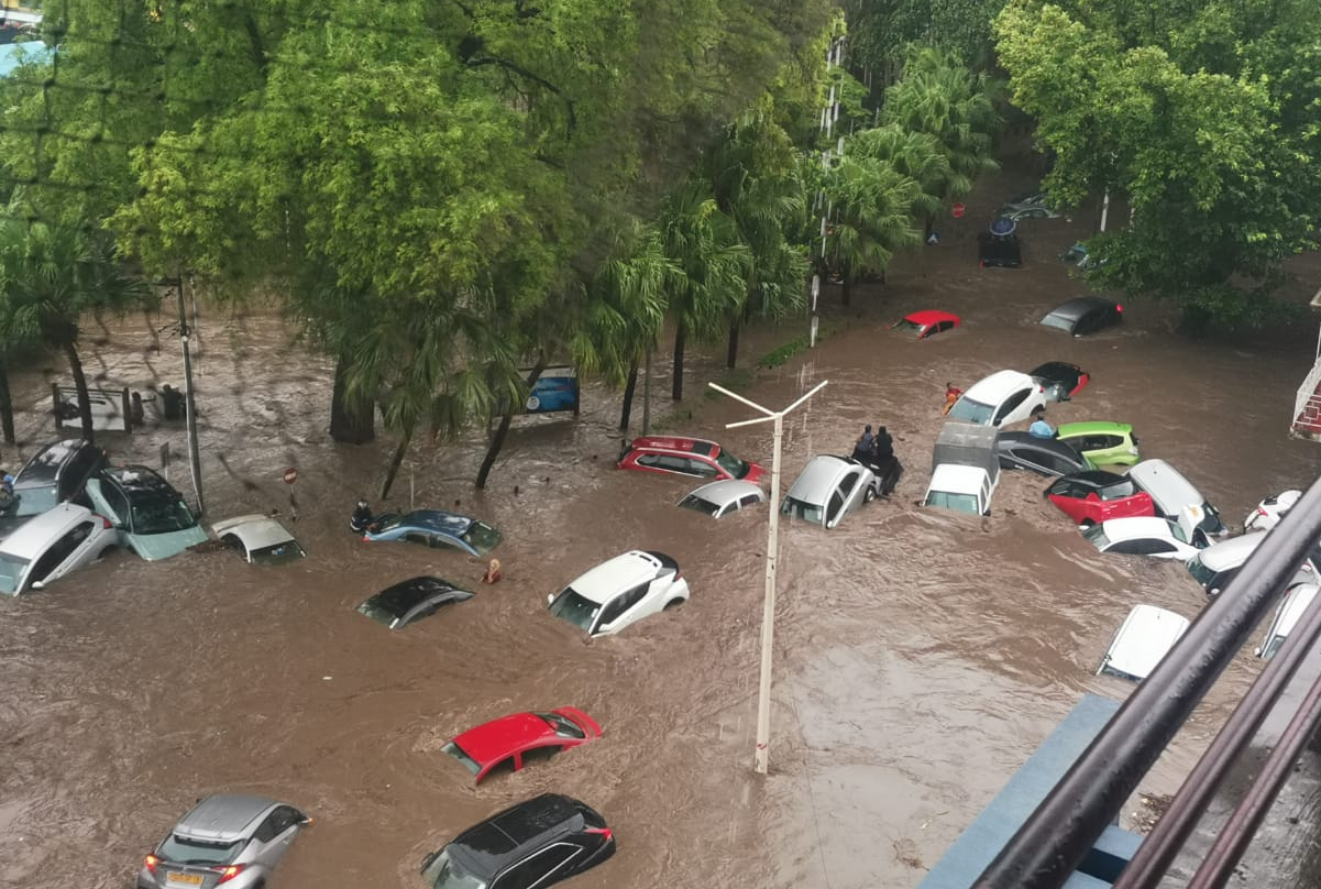 Actualités météo: Bilan du cyclone Belal : dégâts et victimes à la ...