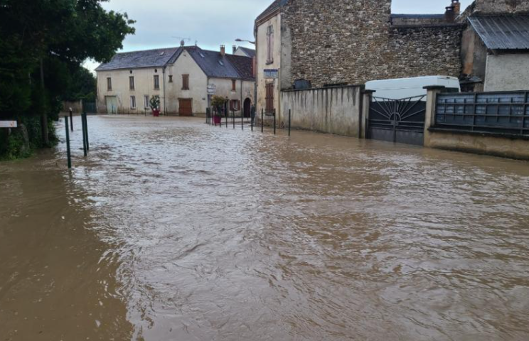 Actualités météo: Pourquoi les inondations-éclair sont-elles courantes ...